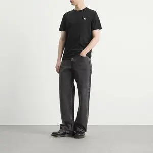 Fred Perry Logo T-shirt - Black