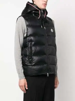 Moncler Logo Patch Quilted Hooded Gilet