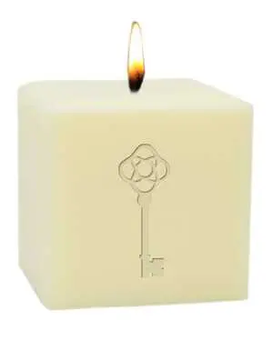 CARVED SOLUTIONS 3" Eco-luxury Antique Key Soy Candle - White