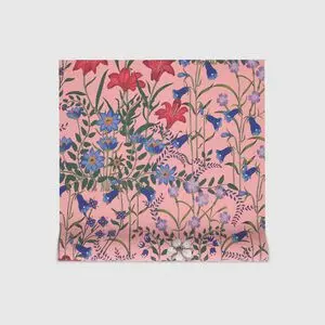 Gucci New Flora Print Wallpaper - Pink
