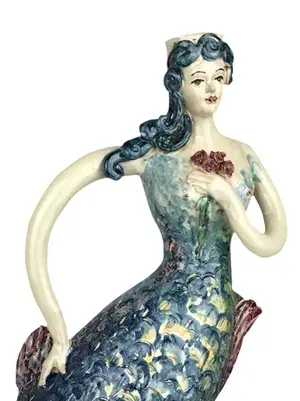LES-OTTOMANS Siren Porcelain Vase