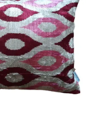 LES-OTTOMANS Ikat-print Velvet Cushion