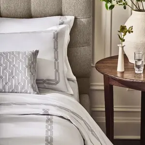 HUDSON PARK COLLECTION Italian Tivoli Embroidered King Pillowcase Exclusive - White/silver