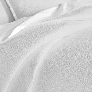 HUDSON PARK COLLECTION Signature Pebbled Matelasse Coverlet, King Exclusive - Cloud