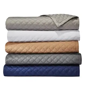 HUDSON PARK COLLECTION Hudson Park Double Diamond Coverlet, Queen Exclusive - Champagne