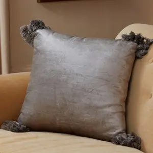ROSELLI Raj Velvet Decorative Pillow, 20 X 20 - Silver