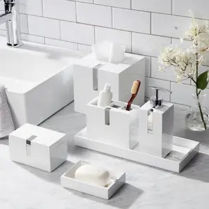 ROSELLI Houston Street Lotion Pump - White