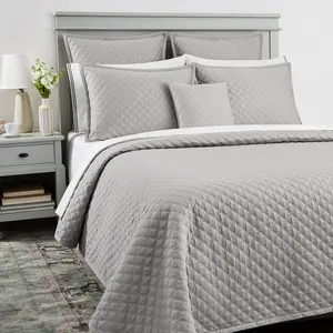 HUDSON PARK COLLECTION Hudson Park Double Diamond Coverlet, Twin Exclusive - Silver