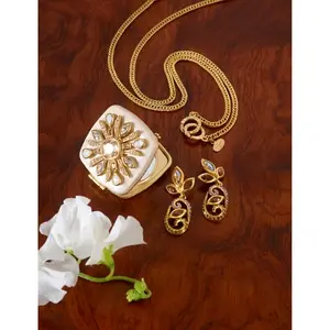 JAY STRONGWATER Schuyler Maltese Bejeweled Compact - Golden