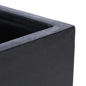 SAFAVIEH Borsla Planter - Black