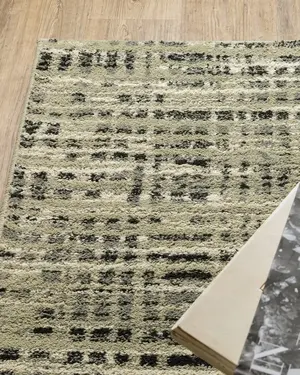 ORIENTAL WEAVERS Seneca Runner Area Rug, 2'3 X 7'6