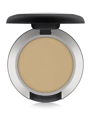 MAC COSMETICS Powder Kiss Soft Matte Eye Shadow Per-suede Me