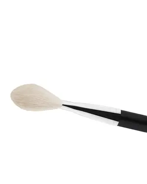 MAC COSMETICS 135s Large Flat Powder Brush