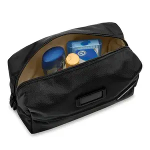Briggs & Riley Baseline Everyday Essentials Travel Kit
