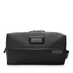 Briggs & Riley Baseline Everyday Essentials Travel Kit