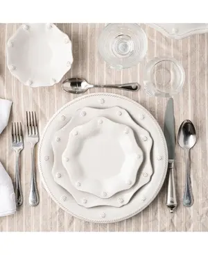 JULISKA Berry & Thread 16 Piece Dinnerware Set, Service For 4 - Whitewash