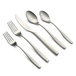CAMBRIDGE Silversmiths Averie Satin 20 Piece Flatware Set, Service For 4 - Silver