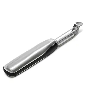 OXO Swivel Peeler - Silver