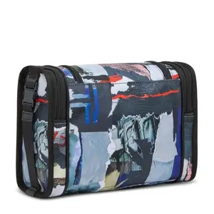 Tumi Alpha 3 Hanging Toiletry Kit - Poster Print