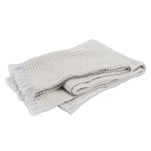 MATOUK Cleo Cashmere Throw Pearl