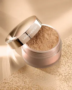 Laura Mercier Translucent Loose Setting Powder Light Catcher - Honey Star
