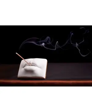 L'Objet Smoking Lips Incense Holder
