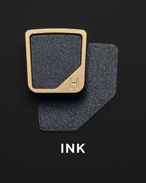 HOURGLASS Curator Eyeshadow Ink