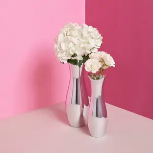 NAMBE 9 Stryker Vase