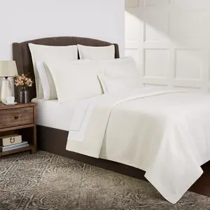 SFERRA Perrio Coverlet, Full/queen - Ivory