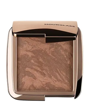 HOURGLASS Ambient Lighting Bronzer - Radiant Bronze Light