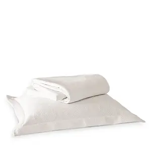 ANNE DE SOLENE Dahlia Coverlet, Queen - Blanc