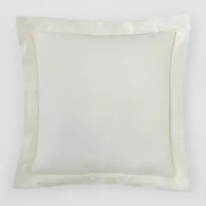 SFERRA Giza 45 Medallion Euro Sham - Ivory