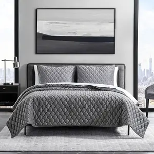 Vera Wang Diamond Velvet Quilt Set, Queen - Soft Charcoal