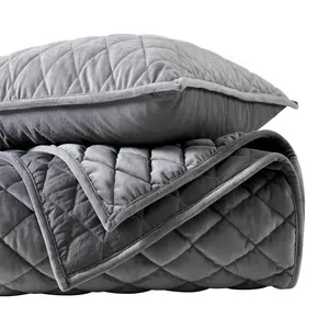 Vera Wang Diamond Velvet Quilt Set, Queen - Soft Charcoal