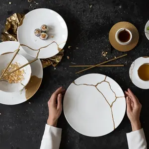 Bernardaud Kintsugi-sarkis 24k Gold Coupe Salad Plate - White/gold