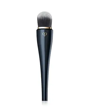 CLE DE PEAU BEAUTE Light Coverage Foundation Brush - No Color