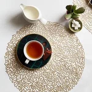 CHILEWICH Pressed Petal Placemat - Champagne