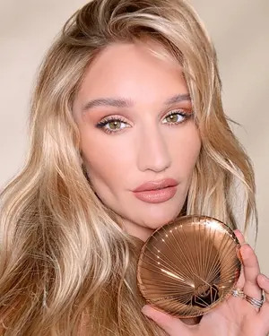 Charlotte Tilbury Airbrush Bronzer - Fair