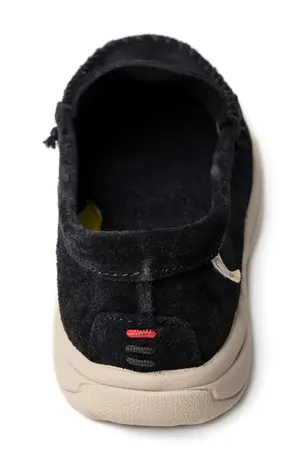 Minnetonka Classic Slip-on Sneaker - Black
