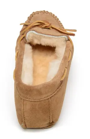 Minnetonka Genuine Shearling Softsole Slipper