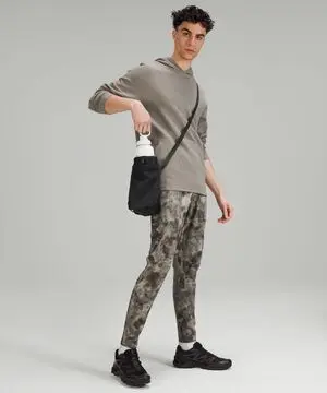 Lululemon Water Bottle Crossbody Bag 2.5l