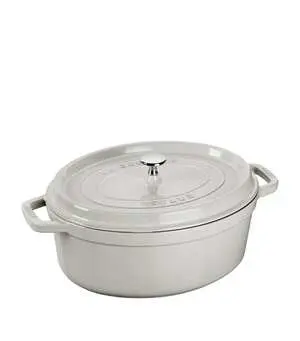 STAUB Oval Cocotte