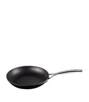 LE CREUSET Toughened Non-stick Shallow Frying Pan - Black