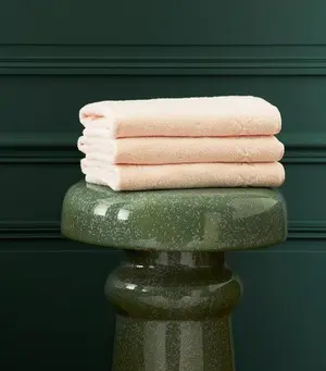 YVES DELORME Nature Bath Towel - Pink