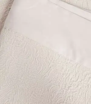 AMALIA Aura Super King Bedspread