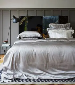 Gingerlily Silk Duvet Cover - Silver