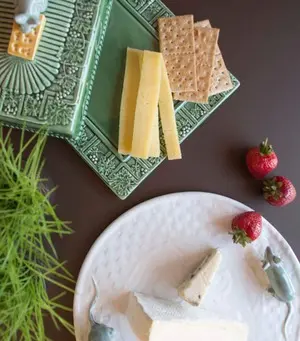 BORDALLO PINHEIRO Cheese Plate