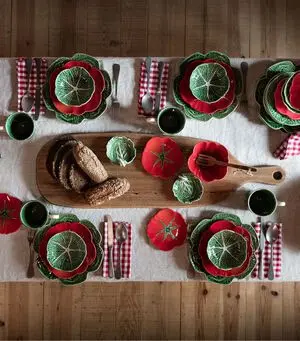 BORDALLO PINHEIRO Lidded Tomato Bowl - Multi