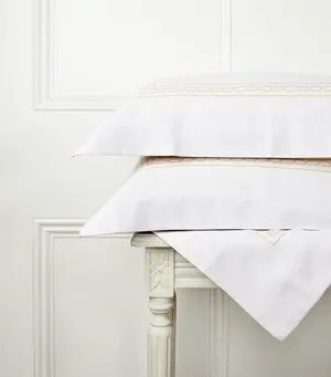 CELSO DE LEMOS Versaille Duvet Cover