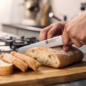 ZWILLING J. A. Henckels Twin Four Star 8 Scalloped Bread Knife